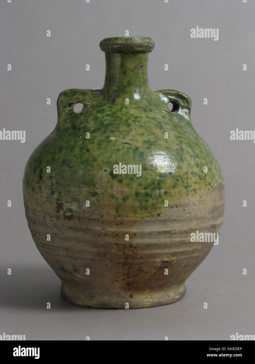 English flask hi-res stock photography and images - Alamy