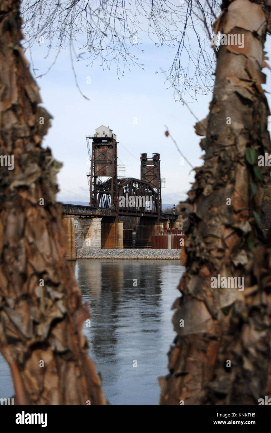 Old Railroad bridge over the Tennessee River Stock Photo - Alamy