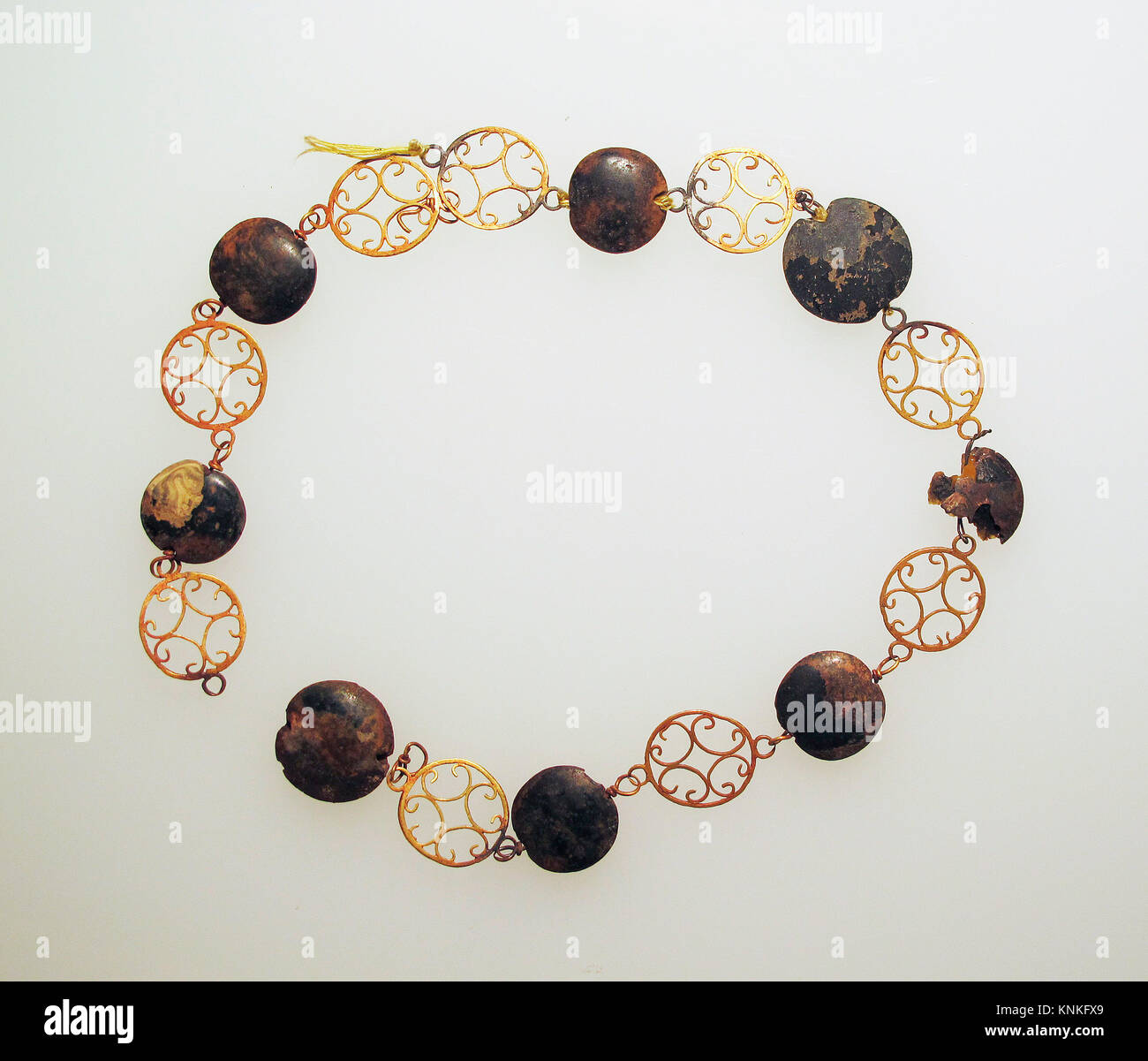 Paste beads hi-res stock photography and images - Alamy