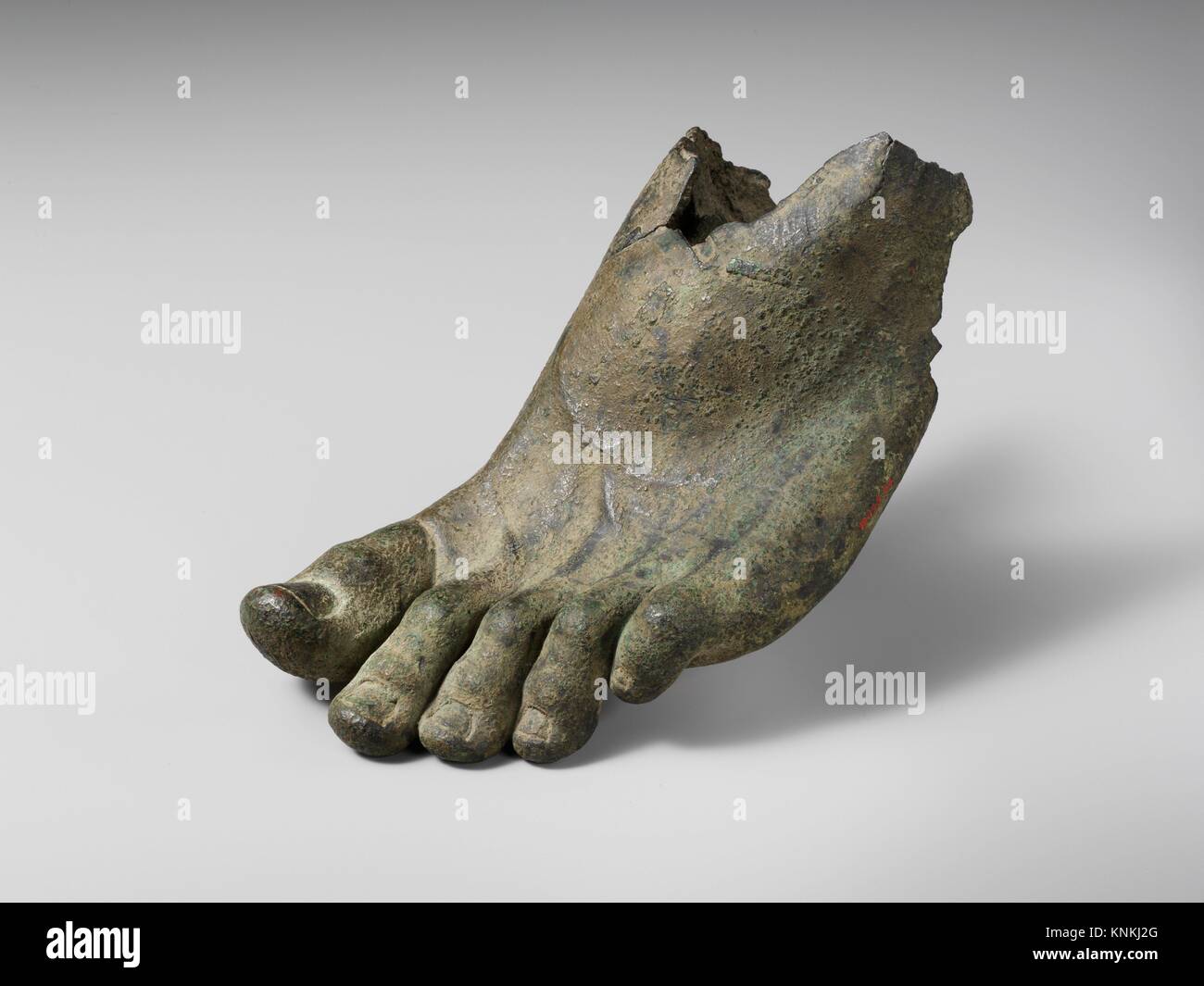 Bronze left foot hi-res stock photography and images - Alamy