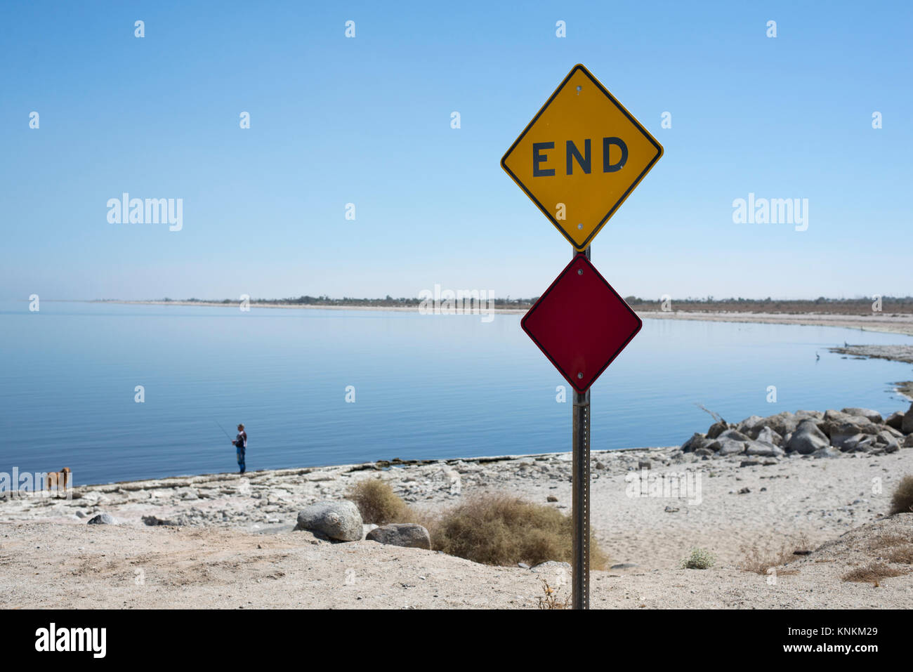 Salton sea beach hi-res stock photography and images - Alamy
