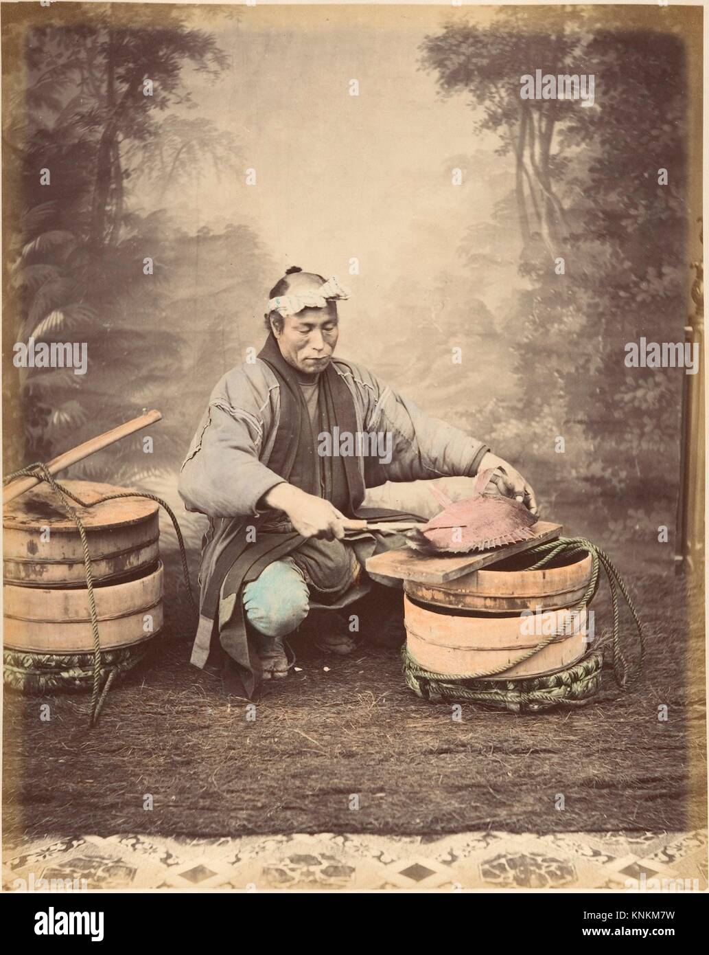Japanese fishmonger hi-res stock photography and images - Alamy
