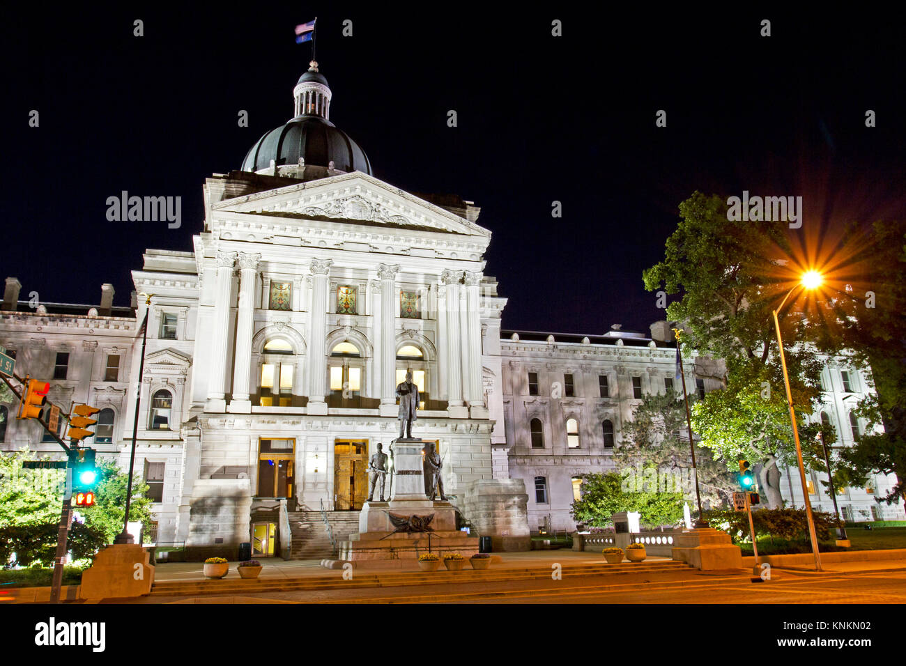 Indiana capitol dome hi-res stock photography and images - Alamy