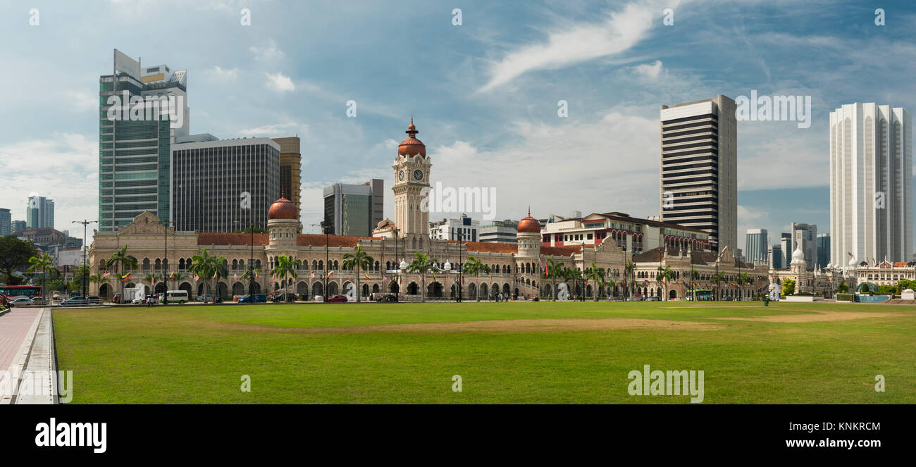 Kuala lumpur night square hi-res stock photography and images - Alamy