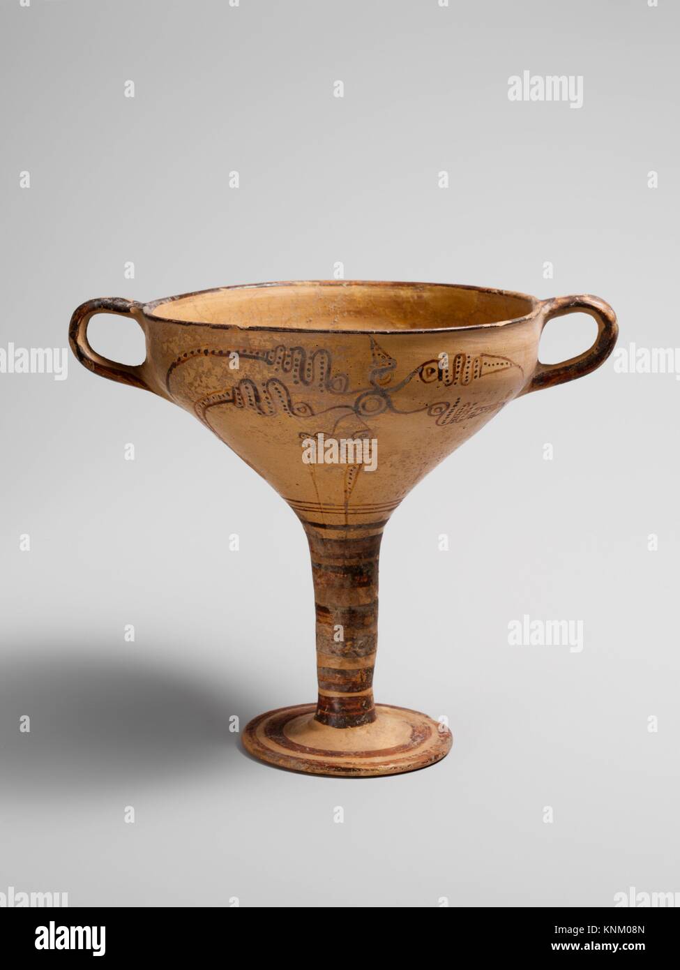 Mycenaean cup hi-res stock photography and images - Alamy