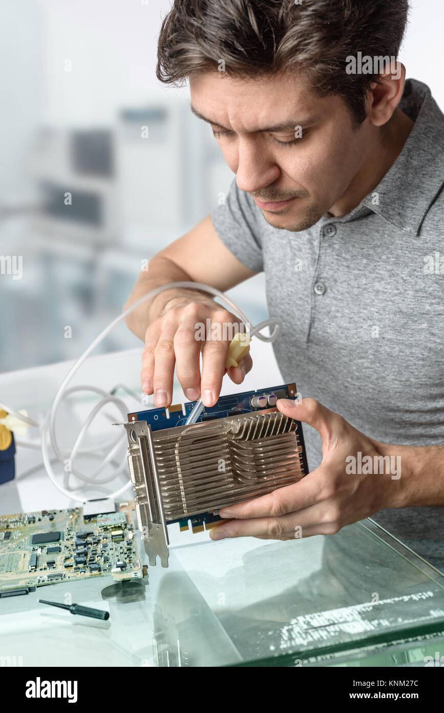 Tech male hi-res stock photography and images - Alamy