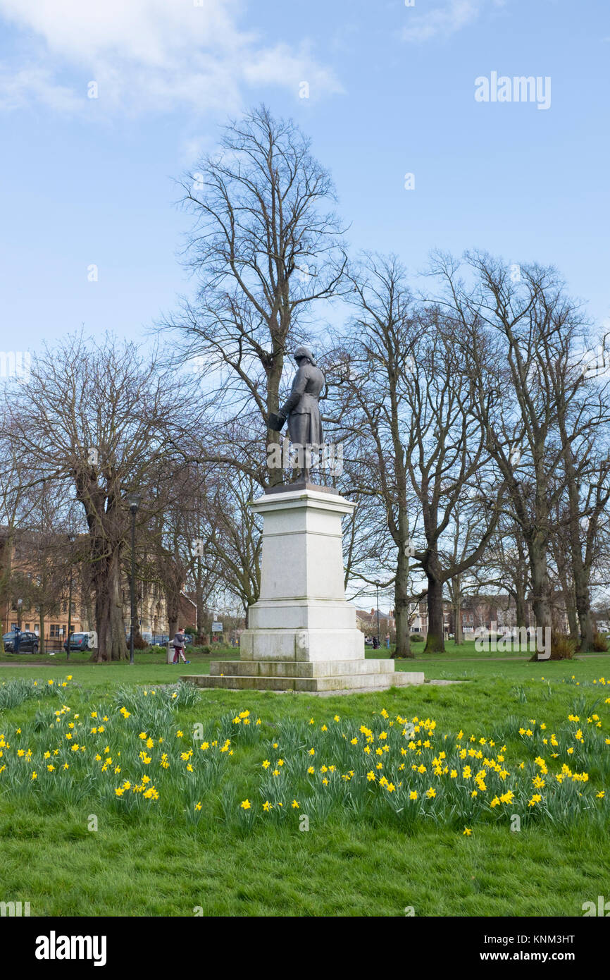 Statue of Rober Raikes during the Spring in Gloucester Park Stock Photo ...