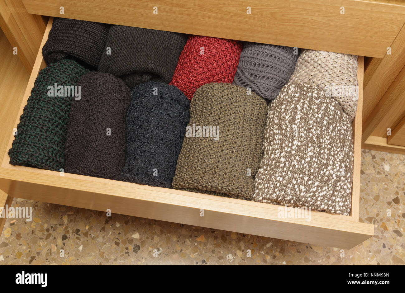 Open drawer clothes hi-res stock photography and images - Alamy