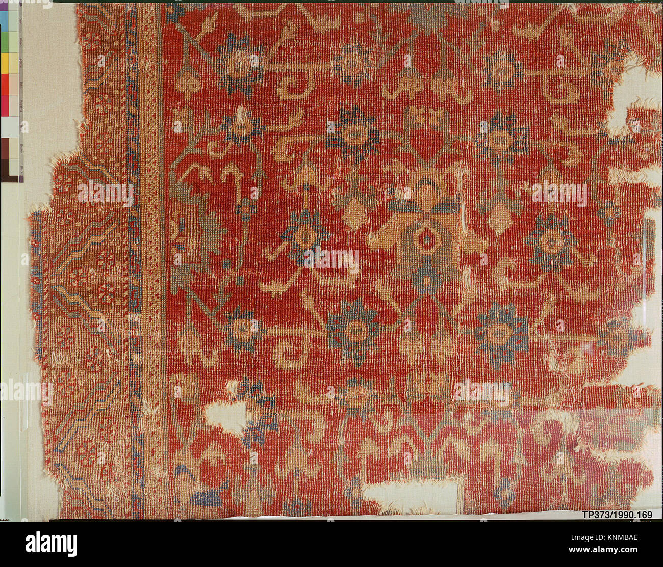 Syrian carpet from the early 17th century with Chintimani border and ...
