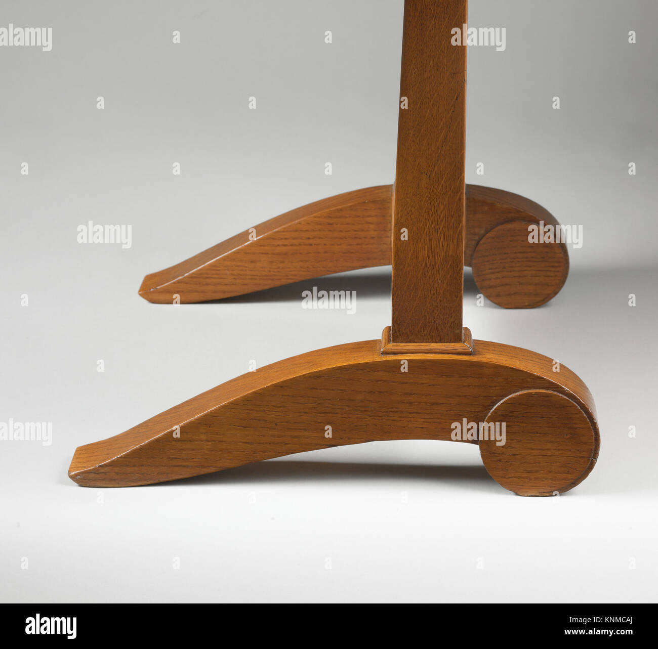 "Cla-Cla" Table, Artist: Emile-Jacques Ruhlmann (French, Paris 1879 ...