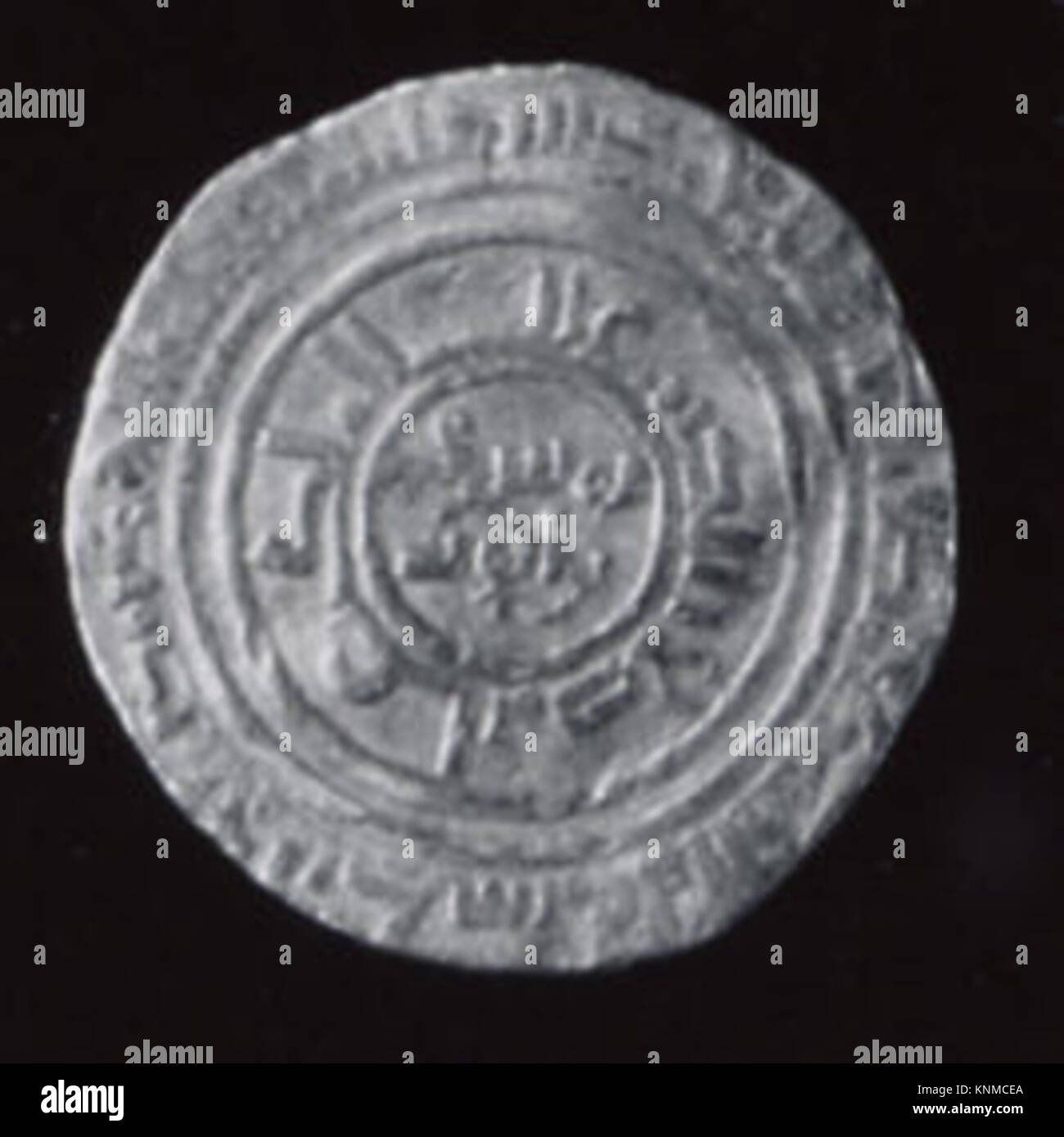 Ancient egypt gold coin hi-res stock photography and images - Alamy