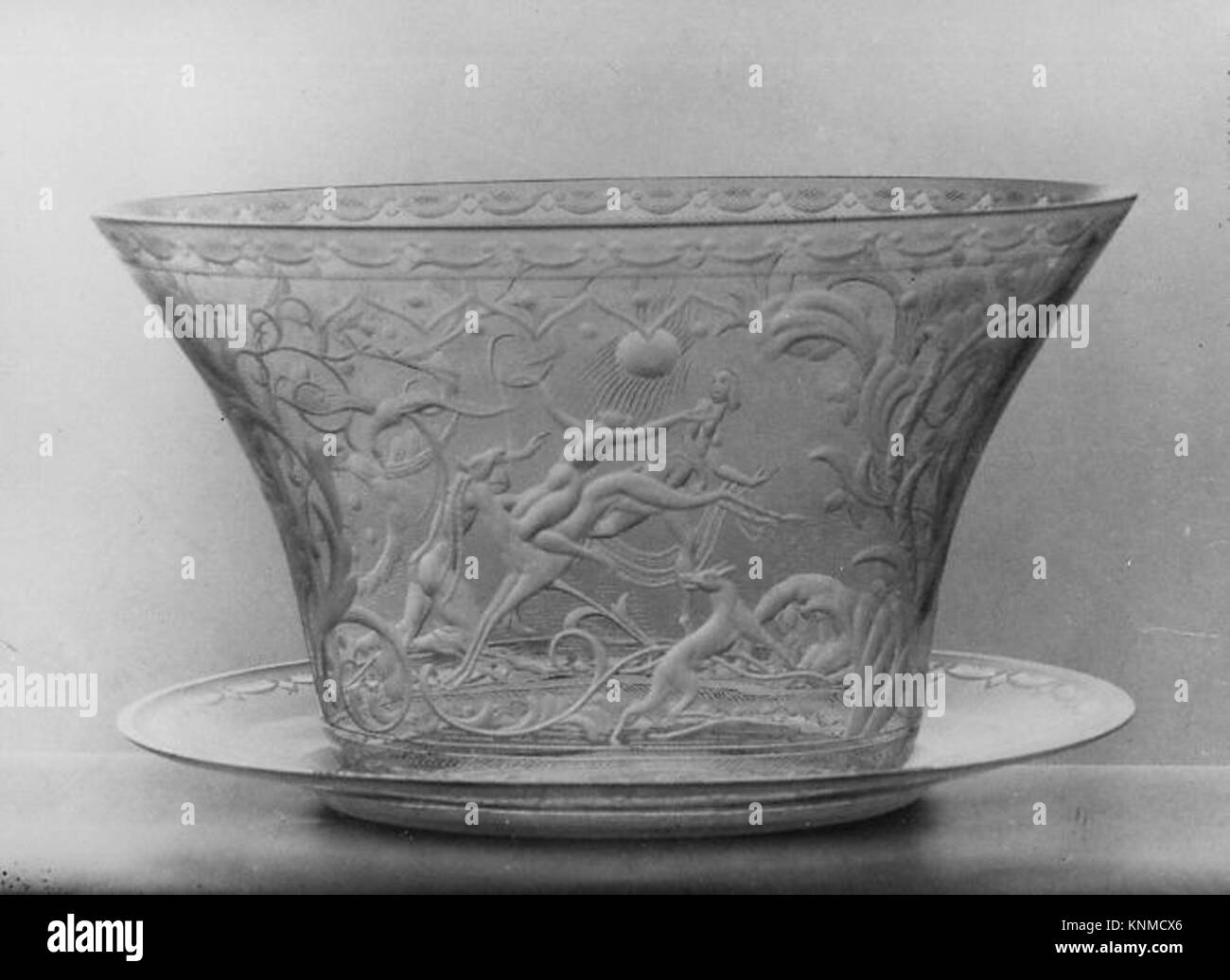 Bowl, Designer: Simon Gate (Swedish, Södra Fägeläs 1883–1945 Orrefors ...
