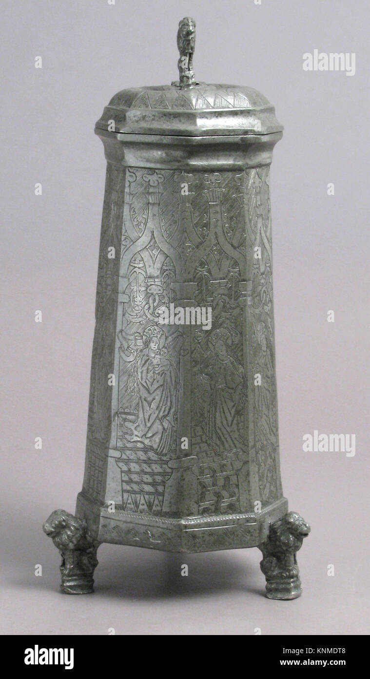 A late 15th-century German flagon made in Luneburg, crafted from pewter ...