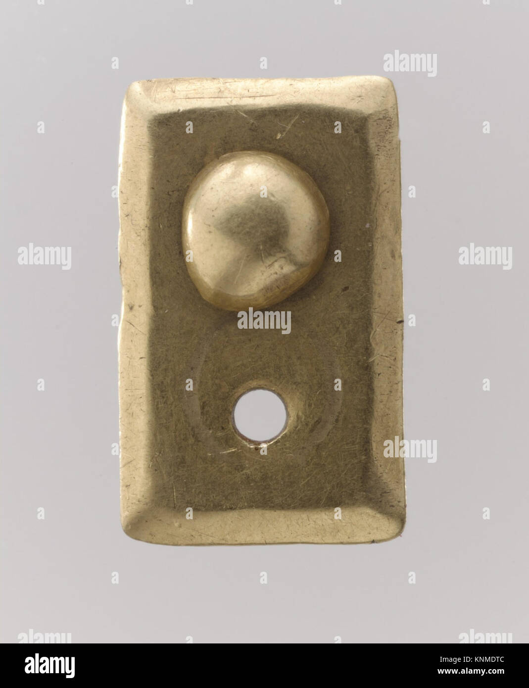 A gold belt mount with rivet from the 700s, associated with the Avar ...