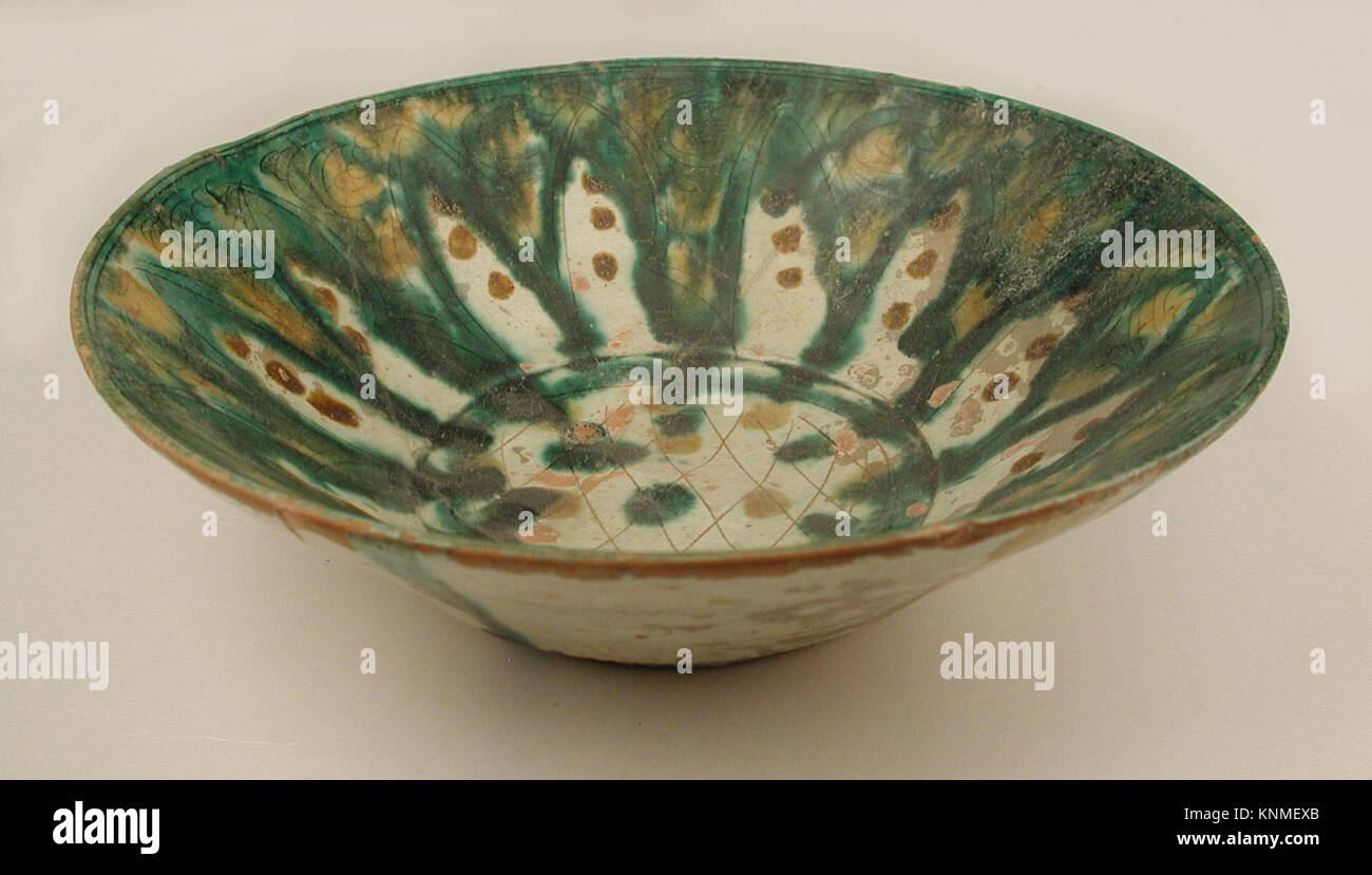 Pottery Bowl, late 9th-early 10th century, Excavated in Iran, Nishapur, Medium: Earthenware ...
