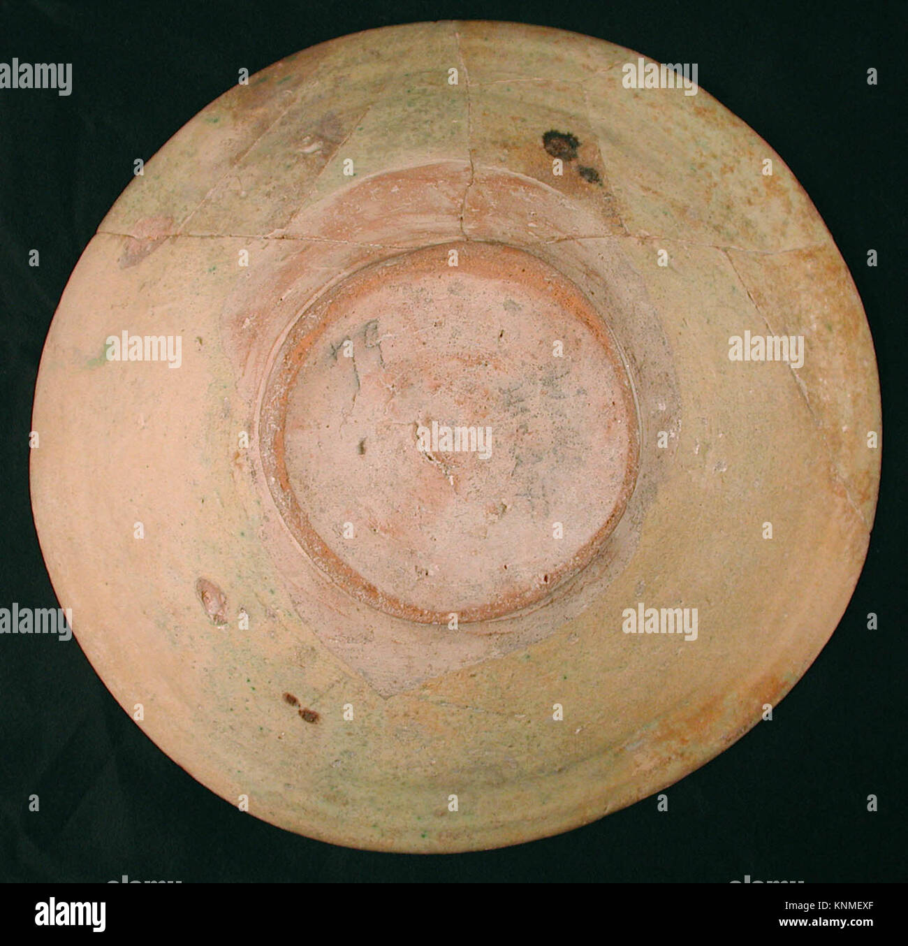 Bowl, late 8th-first half 9th century, Excavated in Iran, Nishapur, Medium: Earthenware ...