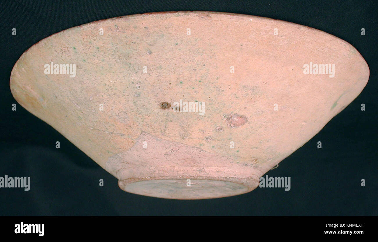 Bowl, late 8th-first half 9th century, Excavated in Iran, Nishapur, Medium: Earthenware ...
