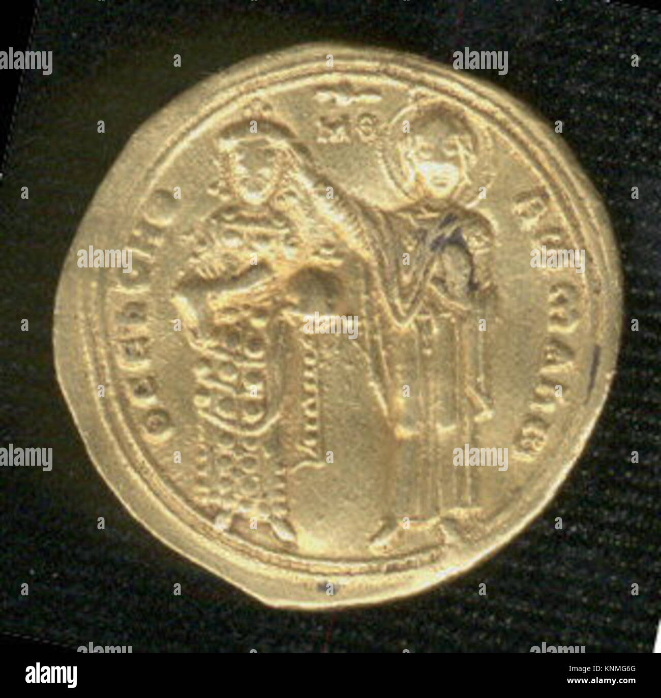 Histamenon of Romanos III Argyros, 1028-34, Made in Constantinople ...