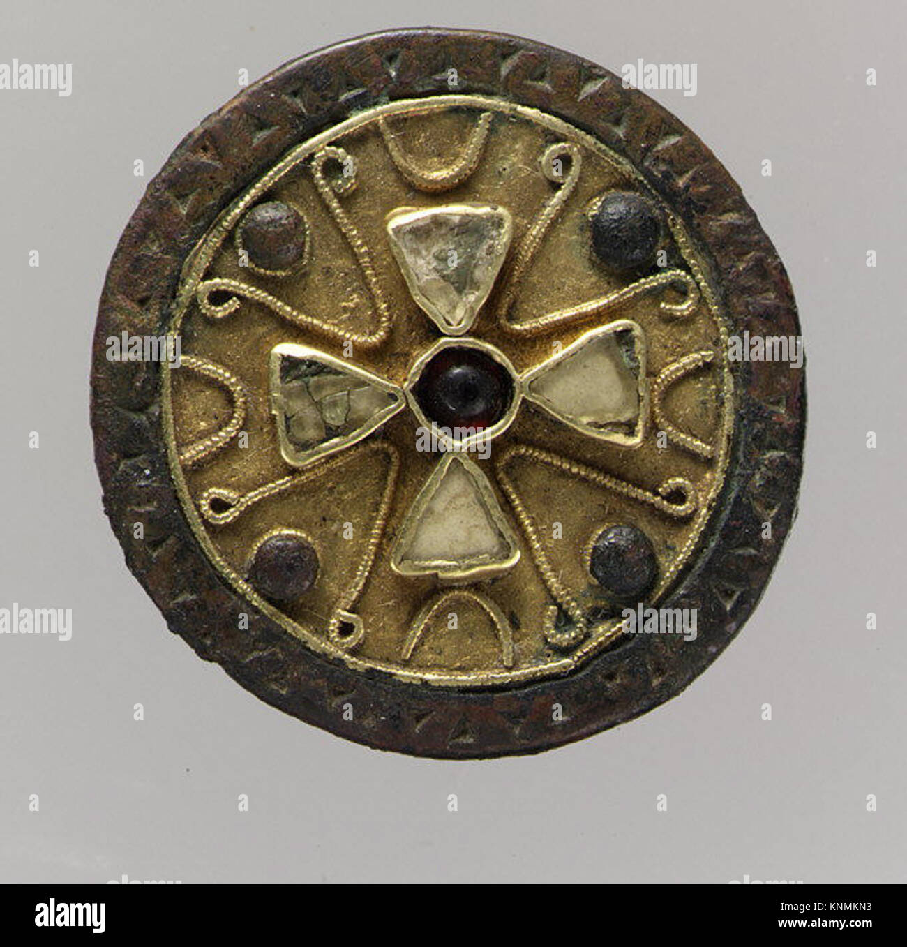 Disk Brooch MET DP30196 464850 Frankish, Disk Brooch, late 6th?early ...