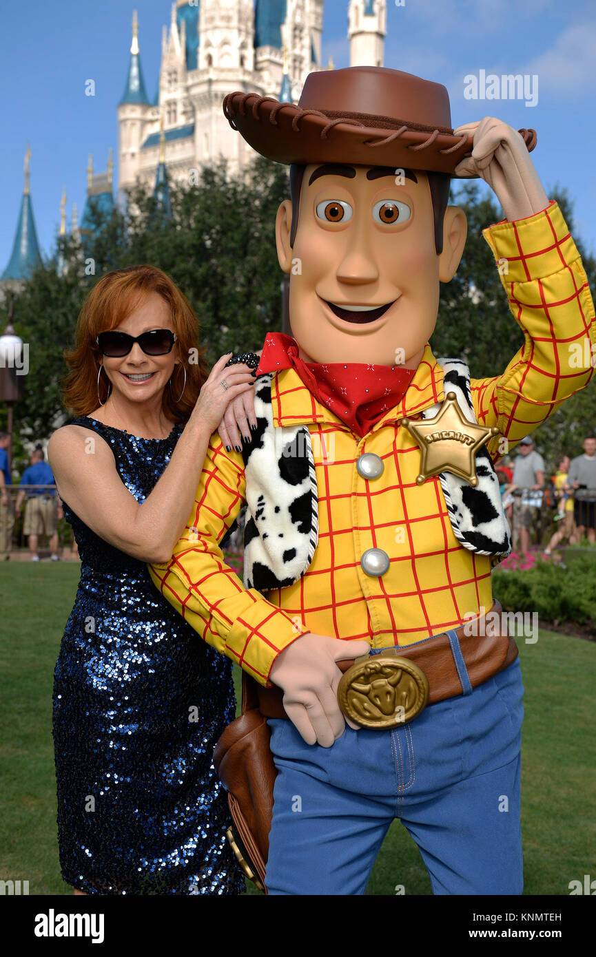 LAKE BUENA VISTA, FL - NOVEMBER 11: Reba McEntire during taping the ...