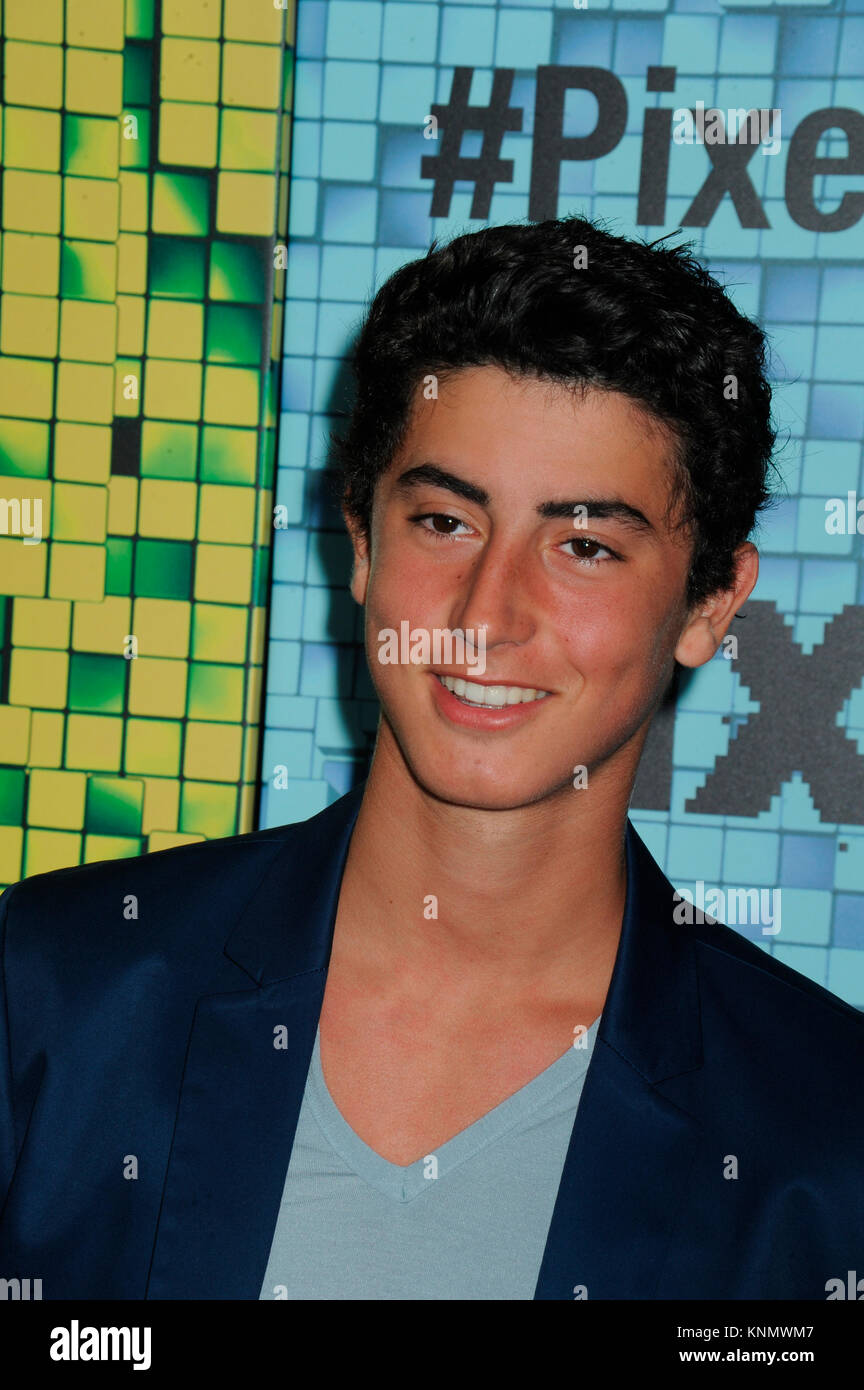 NEW YORK, NY - JULY 18: Actors Ashley Benson, Josh Gad, Peter Dinklage ...