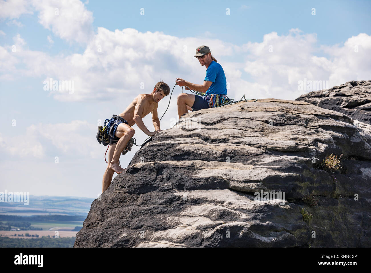 Rock climb climbing climber barefoot hi-res stock photography and ...