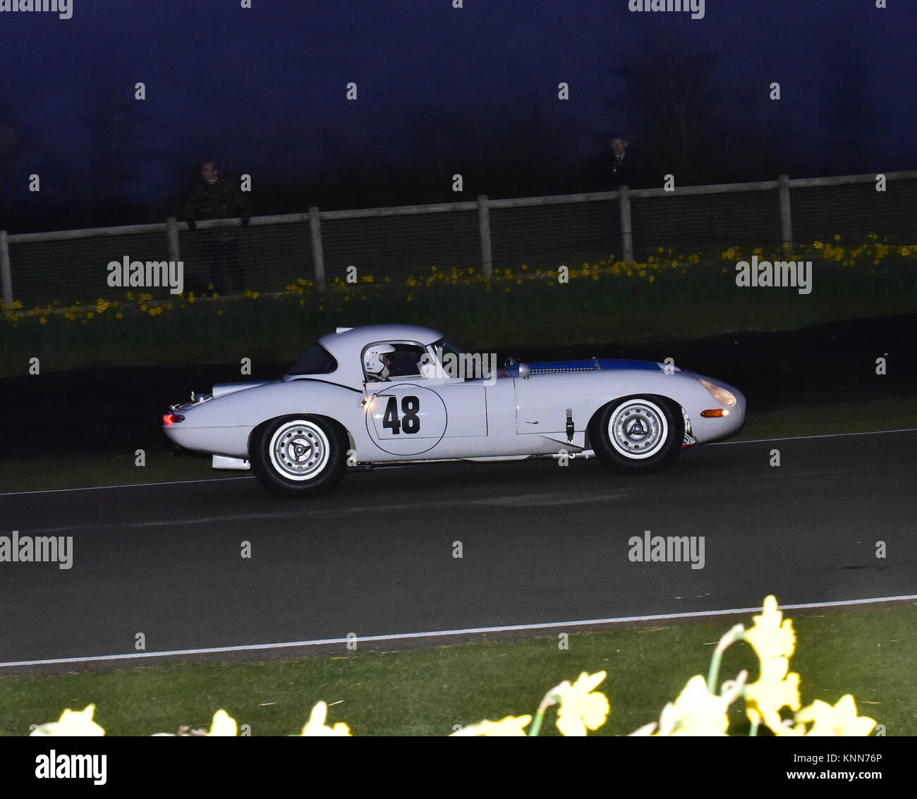 Read Gomm, Simon Butler, Jaguar E-Type lightweight lowdrag coupe ...