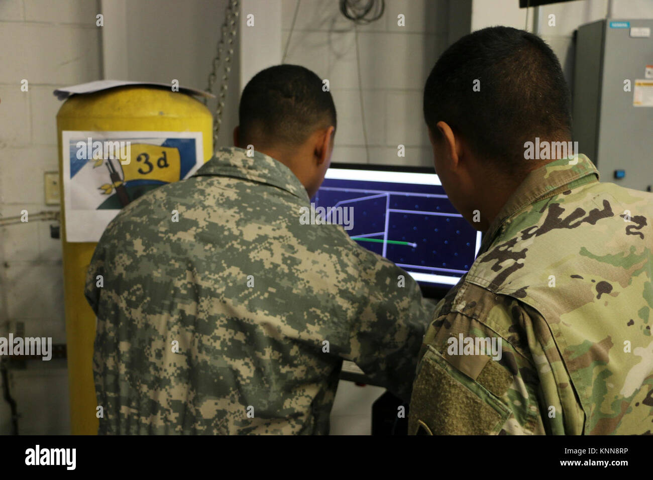 Soldiers with Bravo Company, 703rd Brigade Support Battalion, 2nd ...