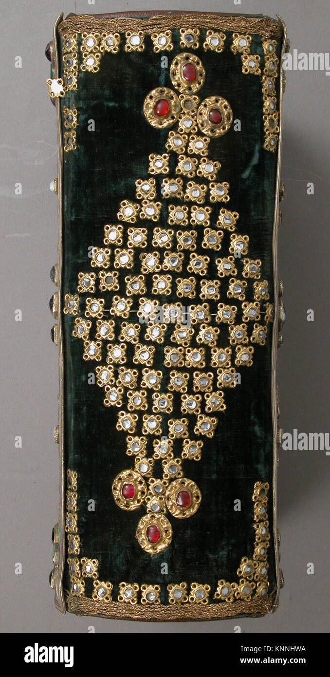 Religious manuscript silver binding hi-res stock photography and images ...