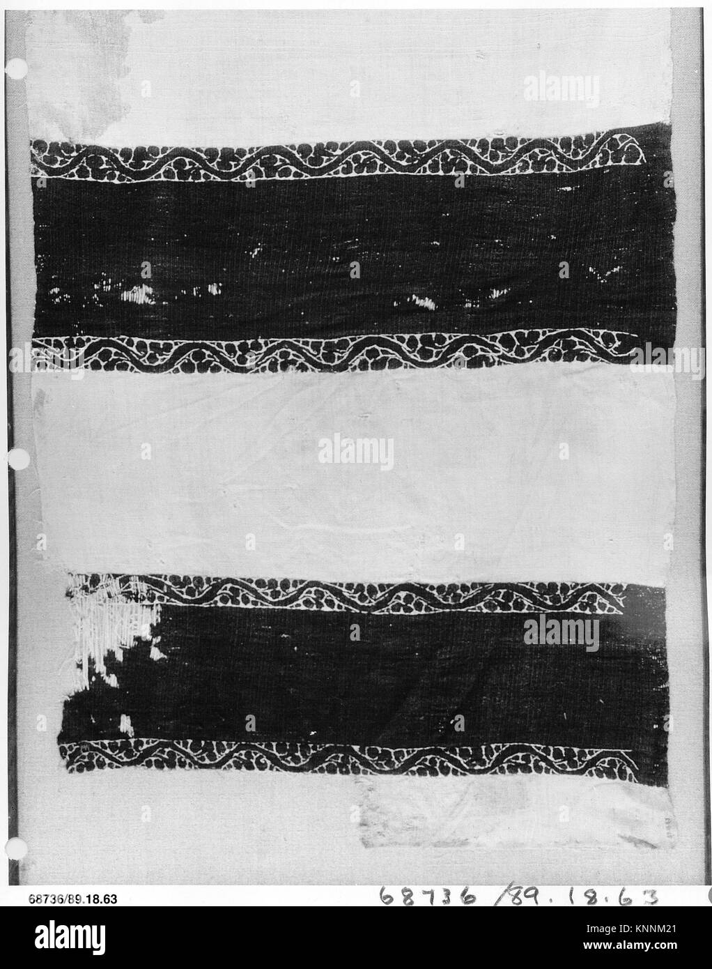 A fragment cataloged as MET 68736, preserved in the Metropolitan Museum ...