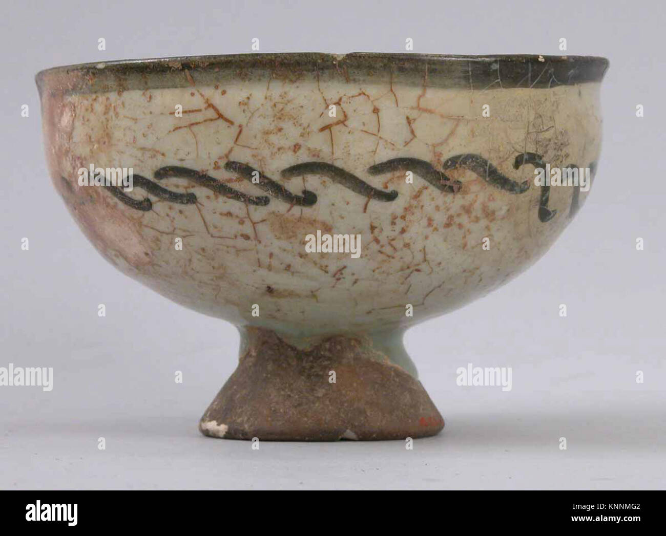 Bowl MET sf10-55-3a 445991 Stock Photo - Alamy