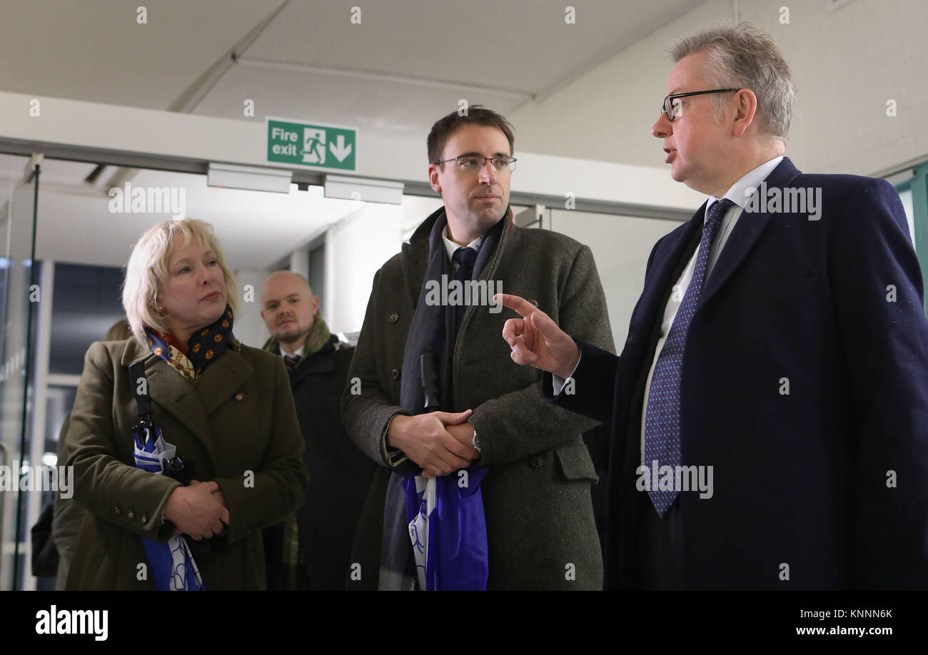 Secretary of State for Environment, Michael Gove (right) with Chief ...