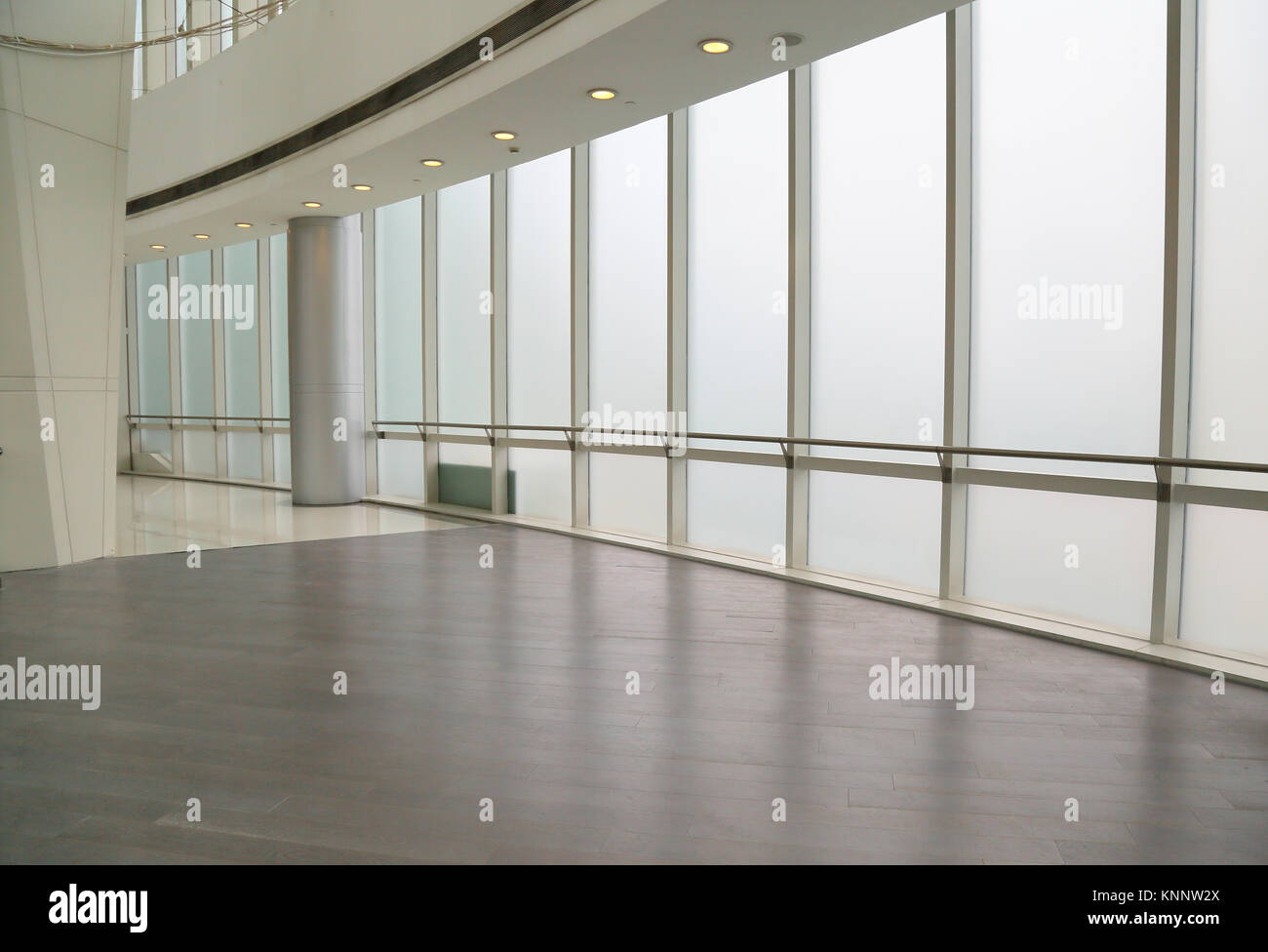 Large glass windows ground floor hi-res stock photography and images ...