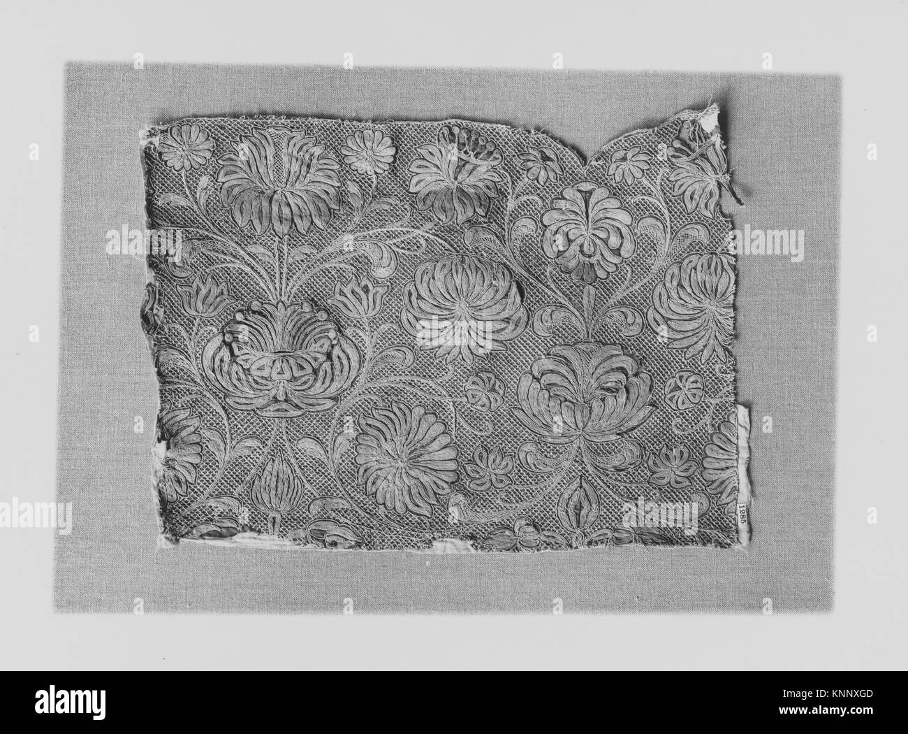 Fragment MET 19746 216412 Stock Photo - Alamy