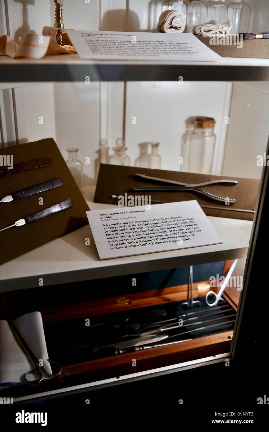 Uss constellation interior hi-res stock photography and images - Alamy