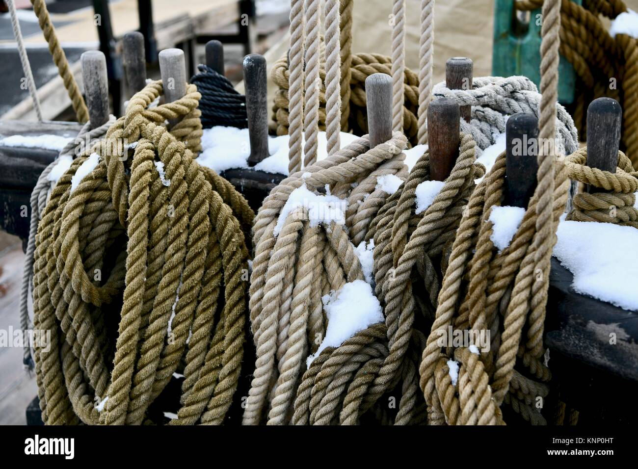 Uss constellation interior hi-res stock photography and images - Alamy