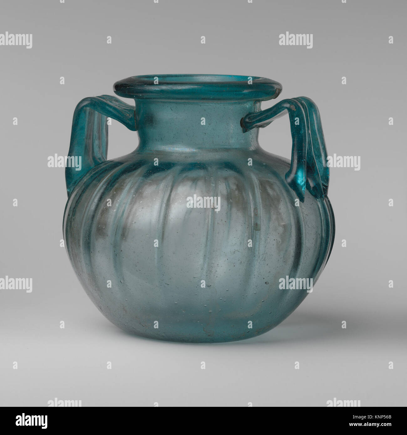 Two handled jar hi-res stock photography and images - Alamy