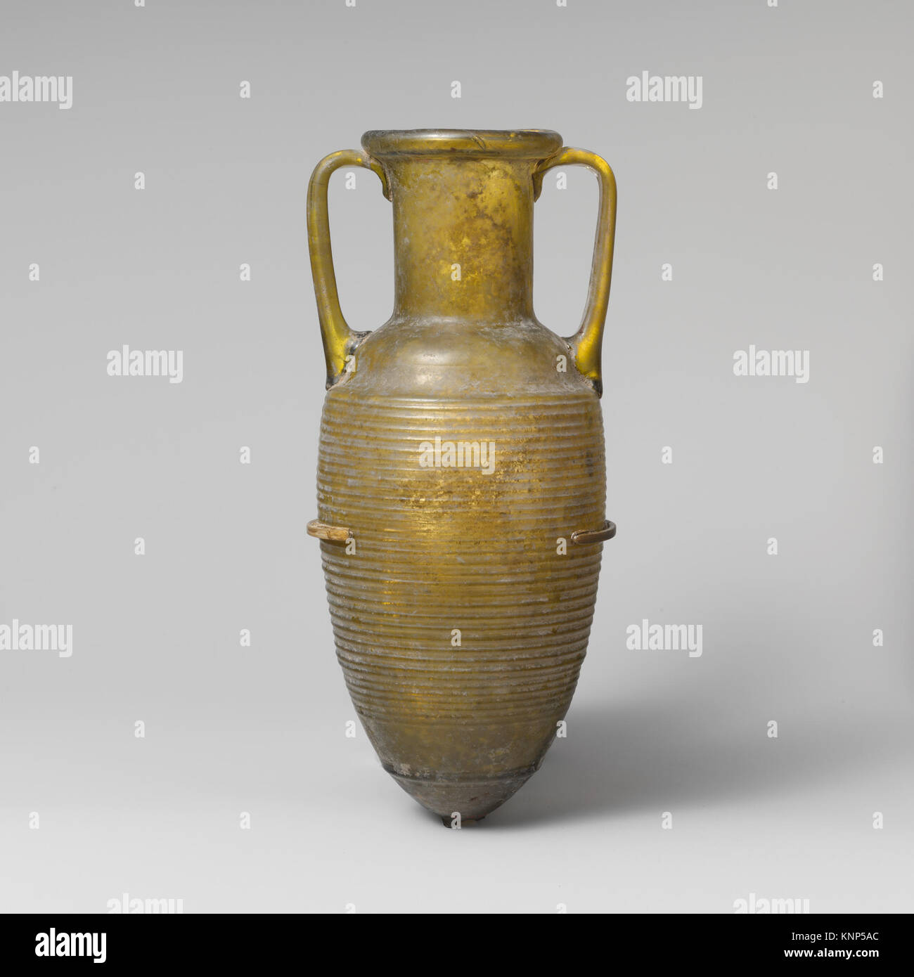 Glass amphora hi-res stock photography and images - Alamy