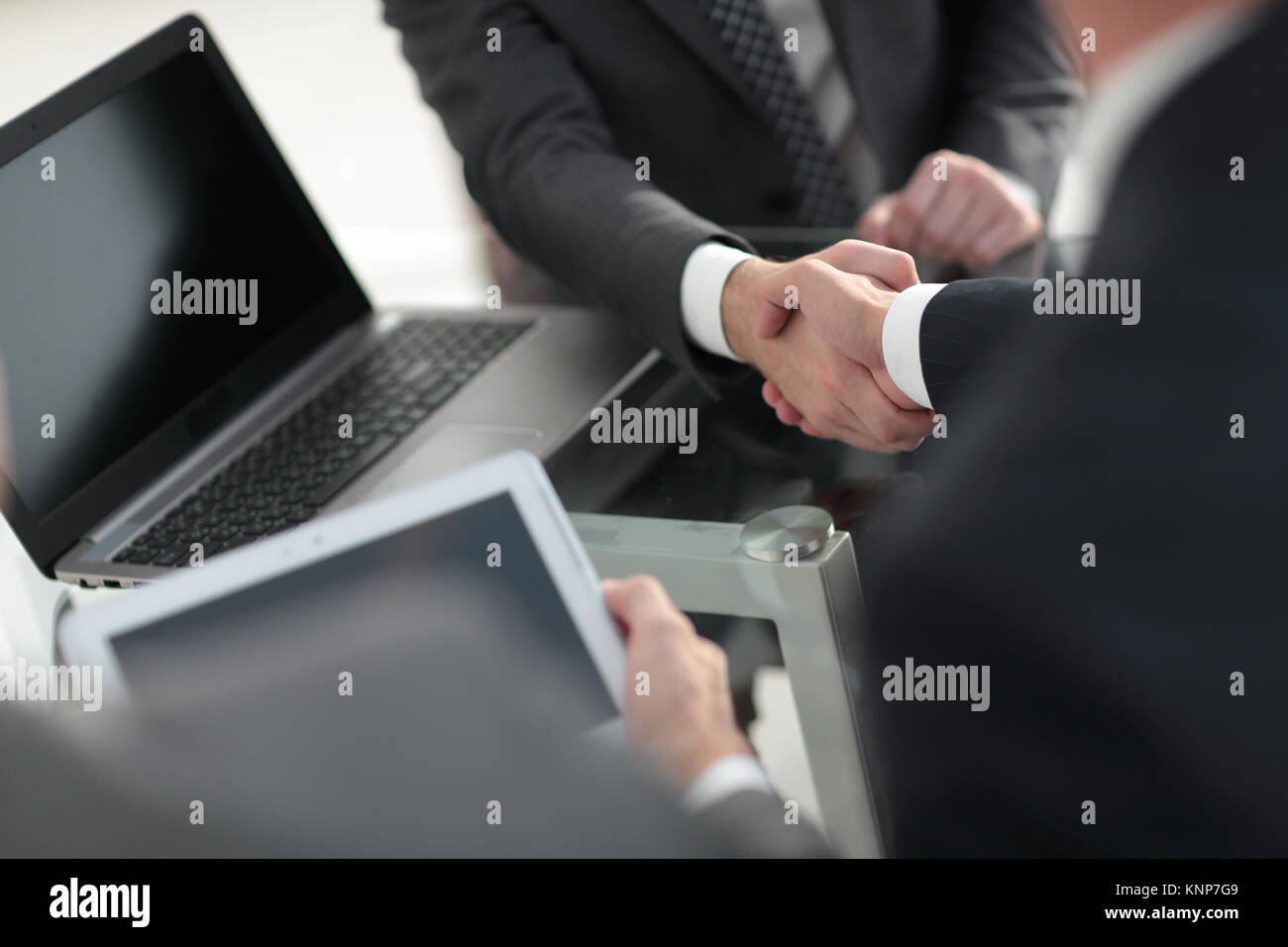 confident handshake of business partners Stock Photo - Alamy