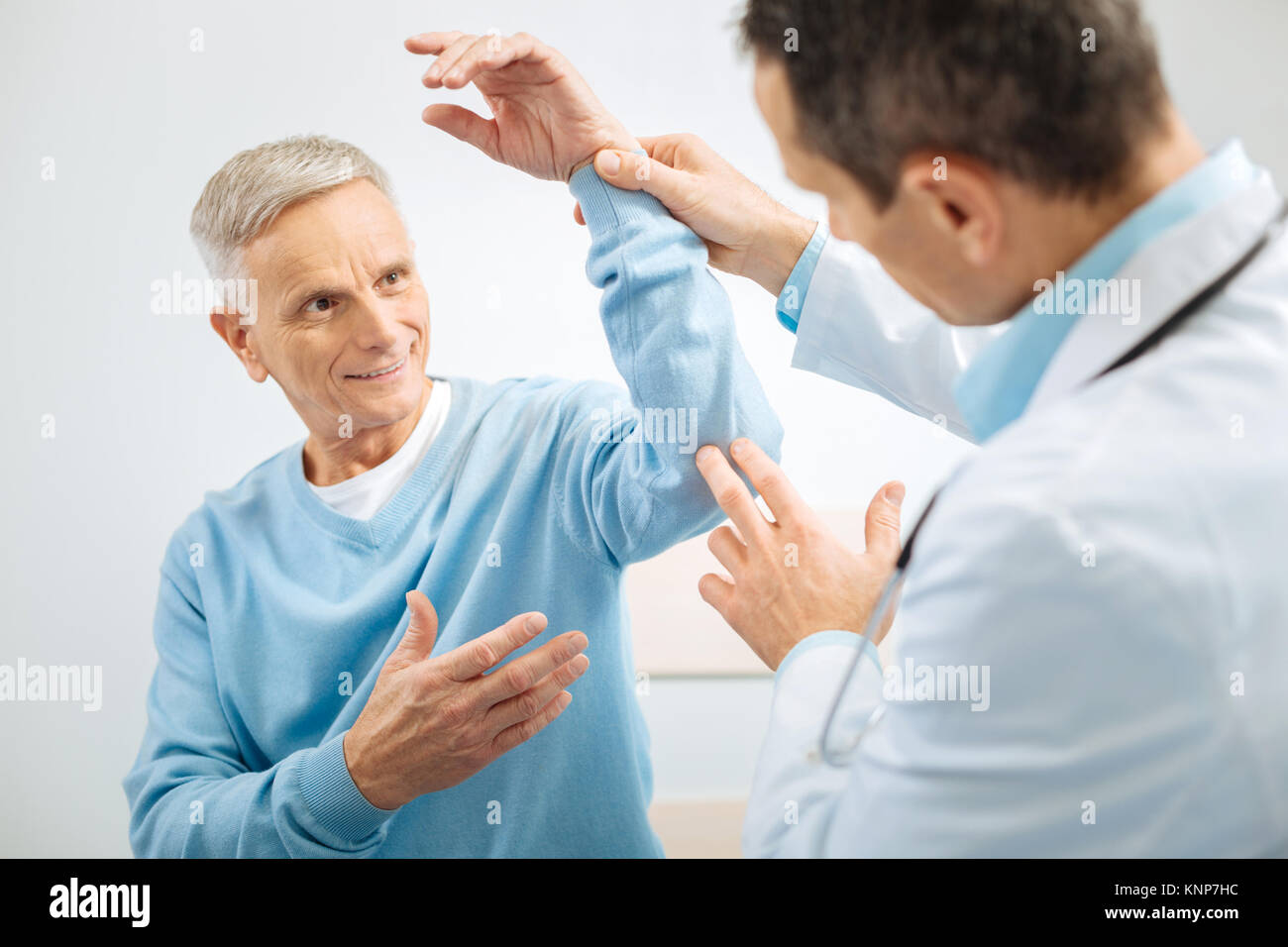 Man visiting hospital hi-res stock photography and images - Alamy