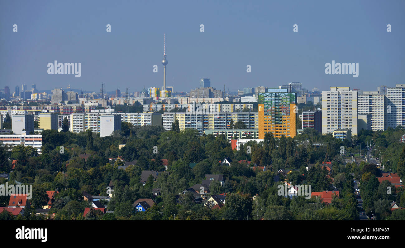 Marzahn hellersdorf new housing development hi-res stock photography ...