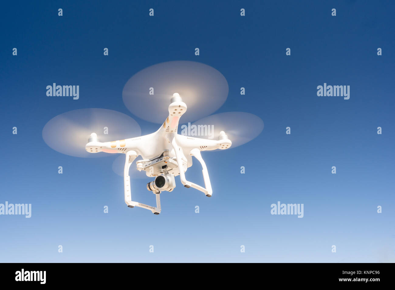 Quad copter hi-res stock photography and images - Alamy