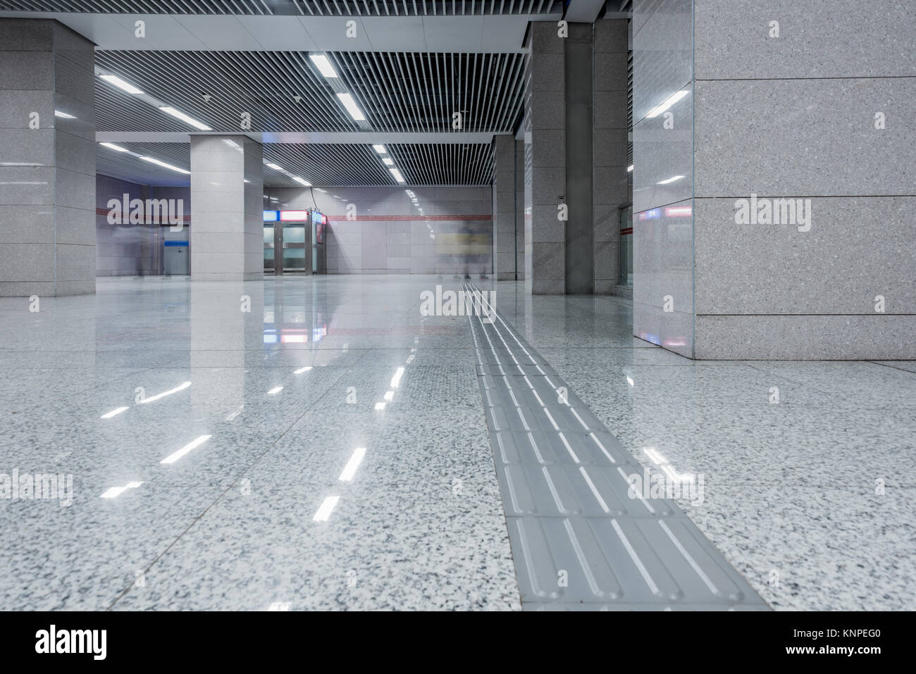 Interior view shanghai metro station hi-res stock photography and ...