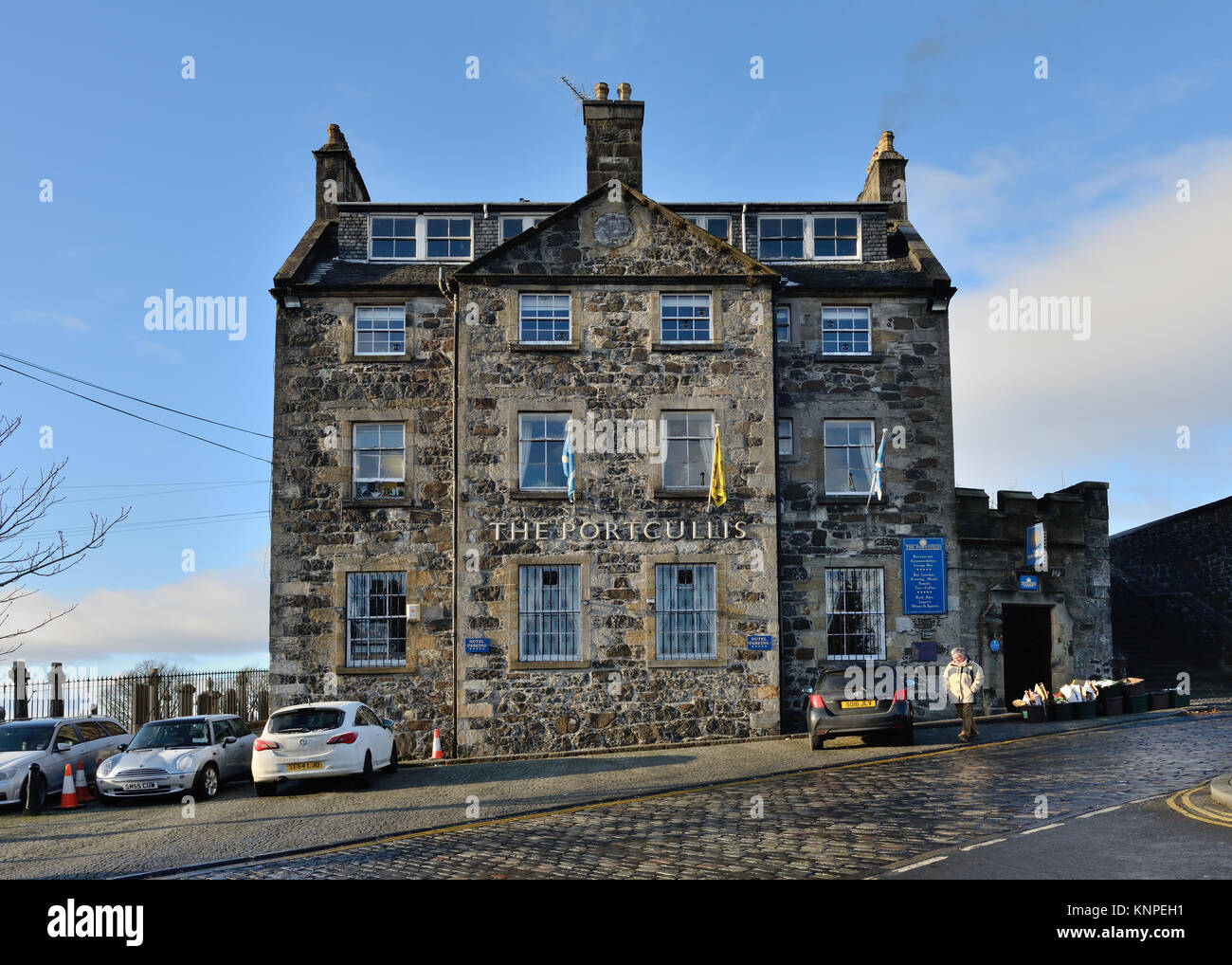 Castle wynd hi-res stock photography and images - Alamy