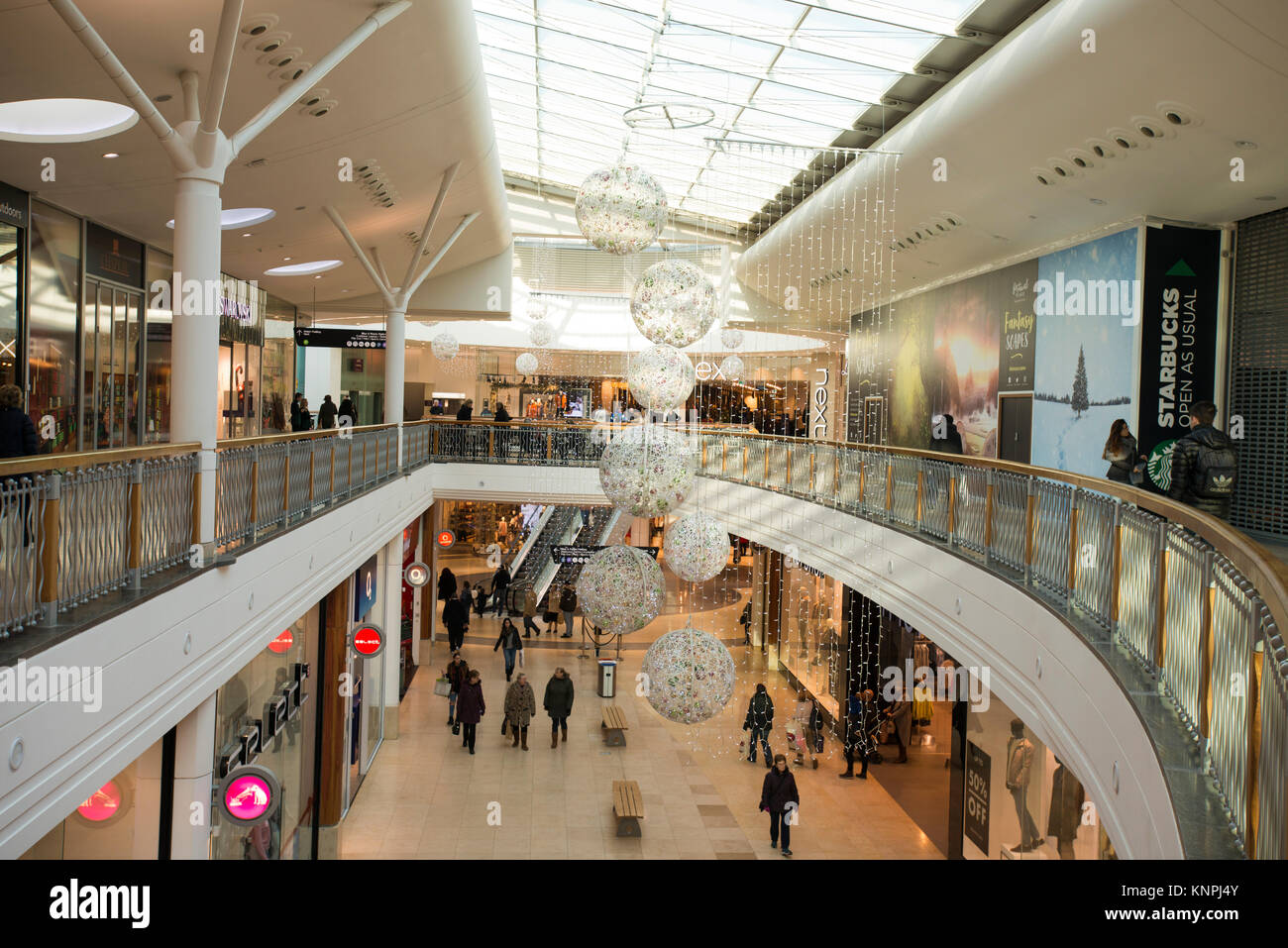Festival Place Shopping Centre, Basingstoke, UK Stock Photo - Alamy