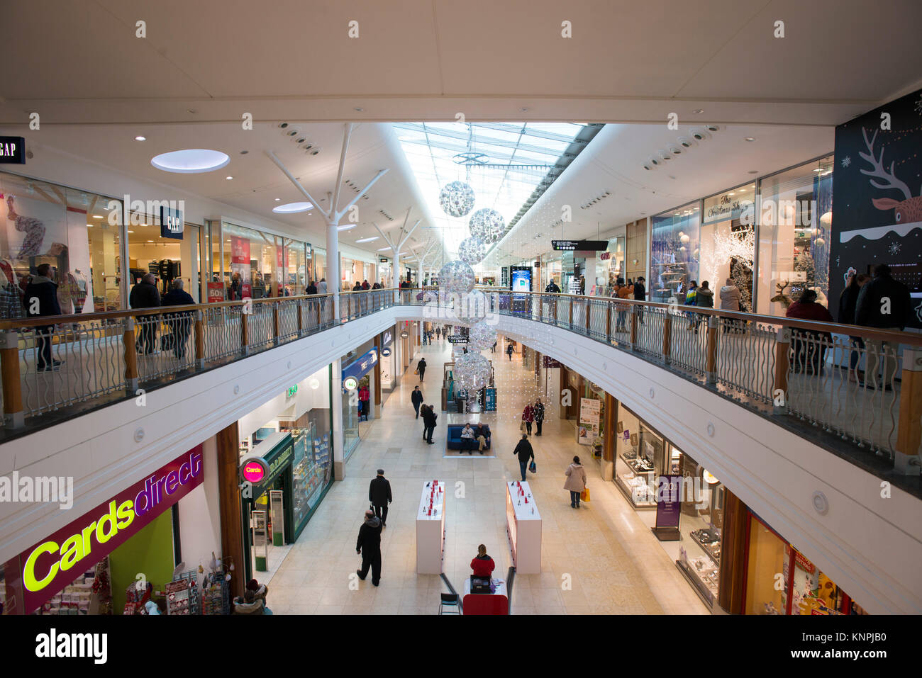 Basingstoke shopping center hi-res stock photography and images - Alamy