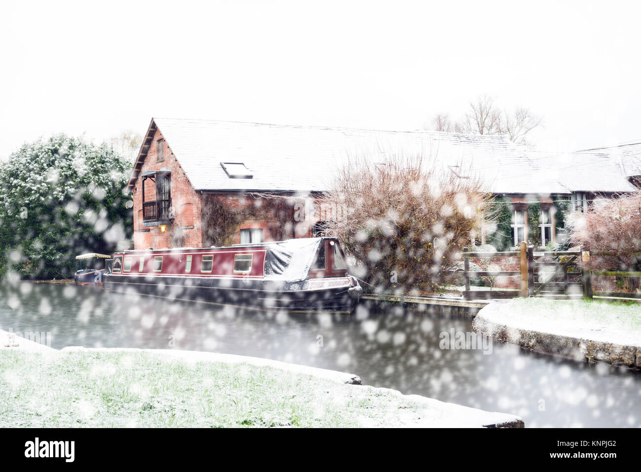 Southcote mill snow hi-res stock photography and images - Alamy