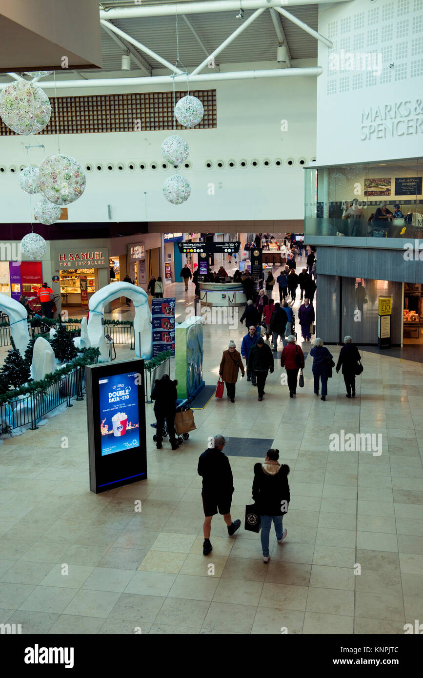 Festival Place Shopping Centre, Basingstoke, UK Stock Photo - Alamy