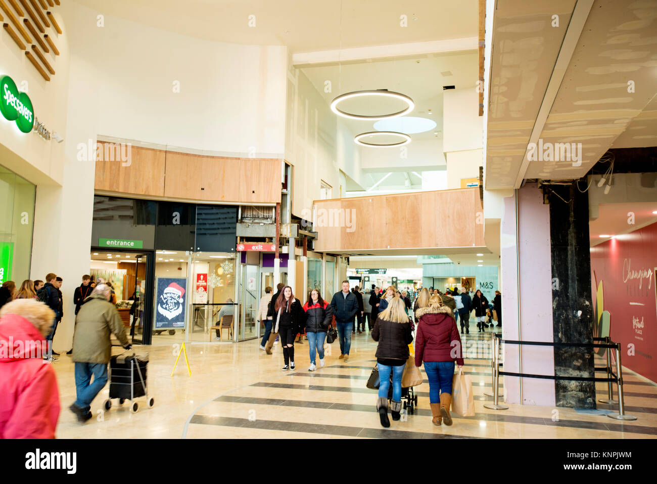 Festival Place Shopping Centre, Basingstoke, UK Stock Photo - Alamy
