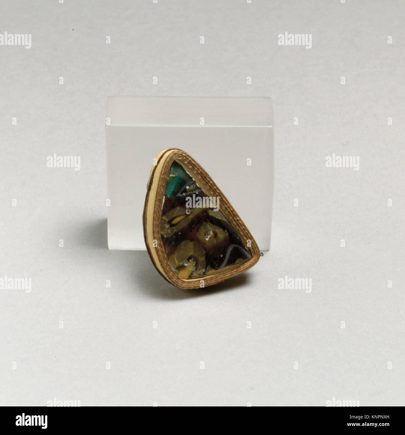 Glass mosaic carinated bowl fragment MET DP22172 257350 Stock Photo - Alamy